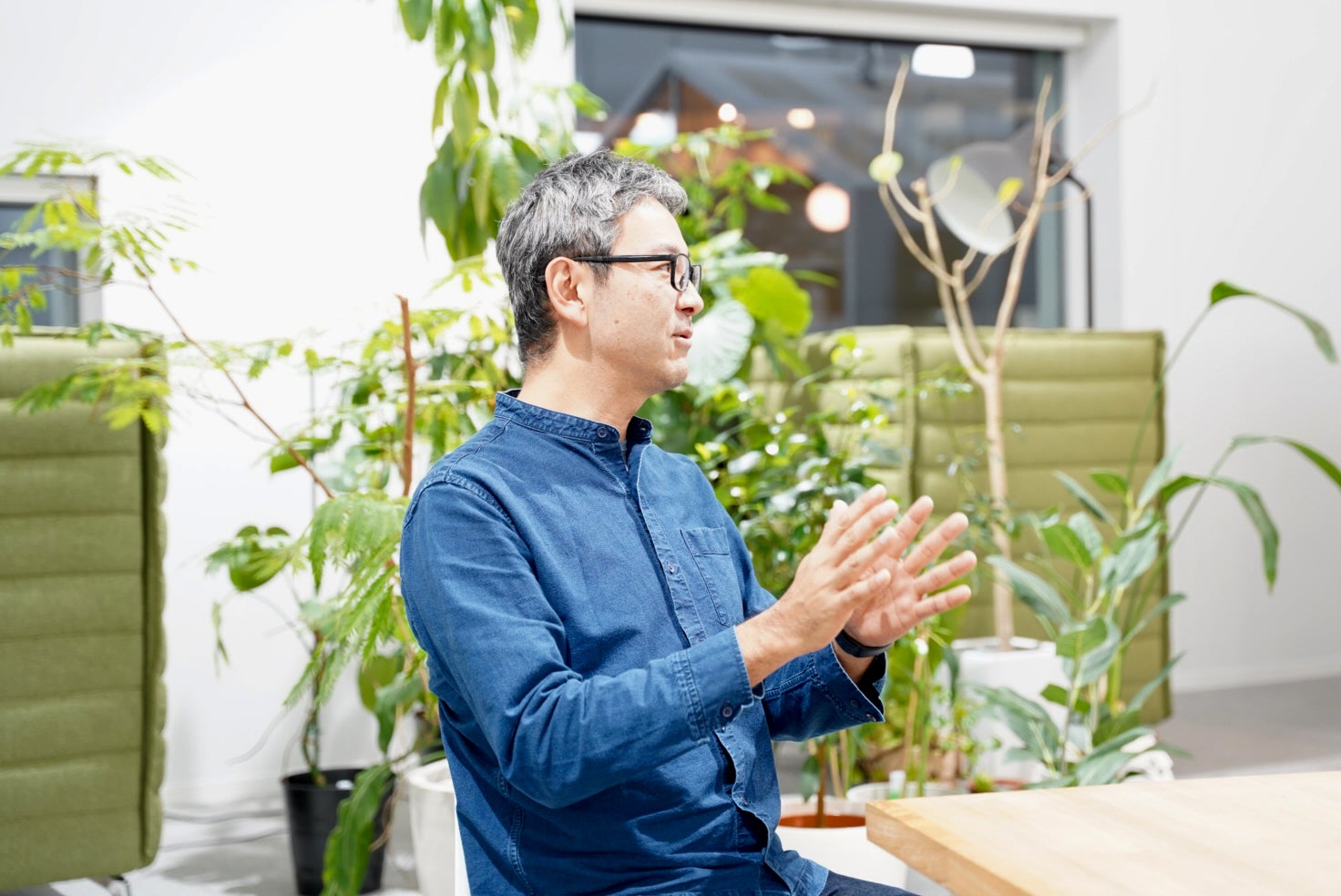 オシロ共同創業者 四角大輔が語るコミュニティへの想い｜「アーティストやクリエイターが長く活躍できる世界をつくりたい」 | OSIRO